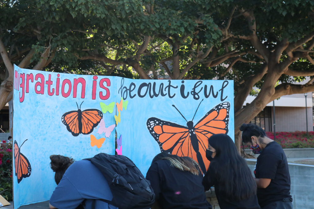 In Photos | “I Stand With Immigrants” Initiative | The Daily Nexus